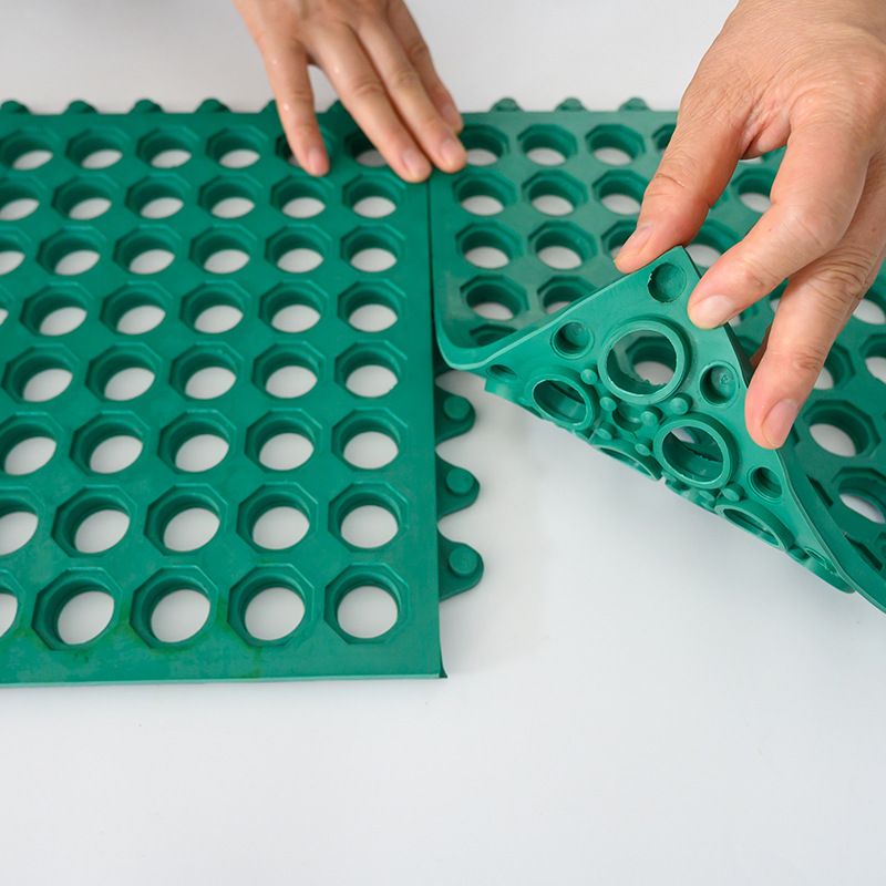 Various Anti-slp Drainage Hollow Rubber Mat