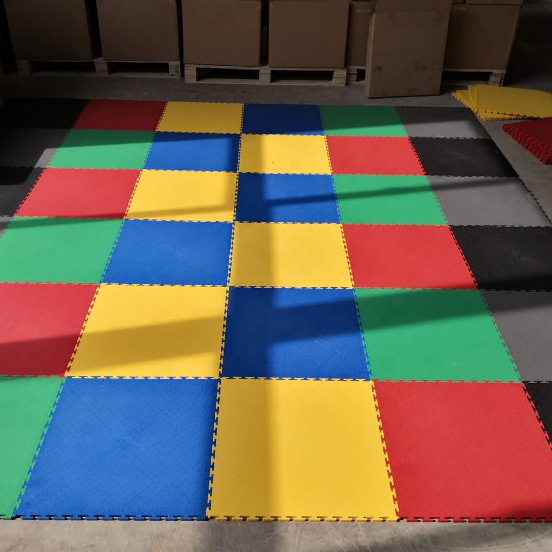 Interlocking Rubber GYM Floor Tiles Mat