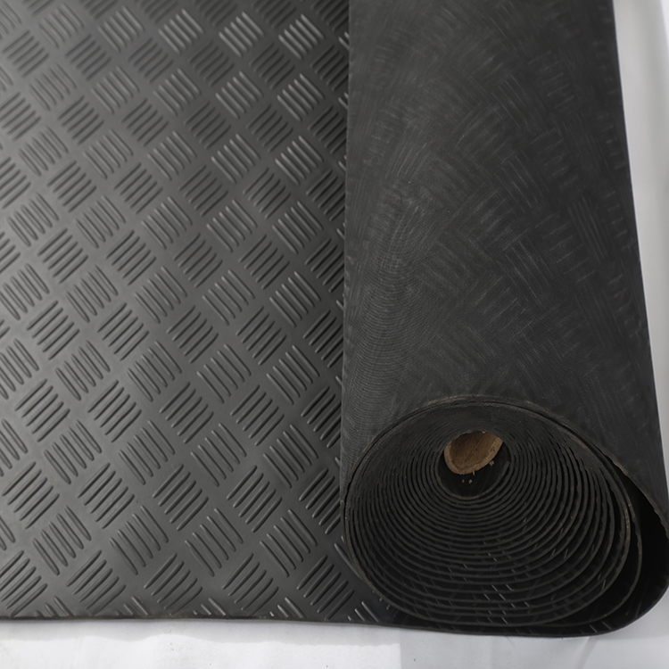 Anti slip checker rubber flooring mats